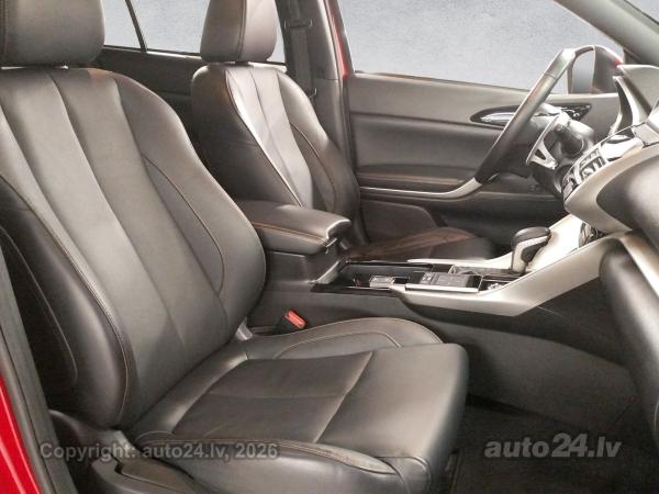 Red Mitsubishi Eclipse Cross 2019 in Tallinn, with an engine capacity of 1.50 L and mileage of 78 thousand km for 15490 €, photo 7 on AUTOMOTO.COM.LV