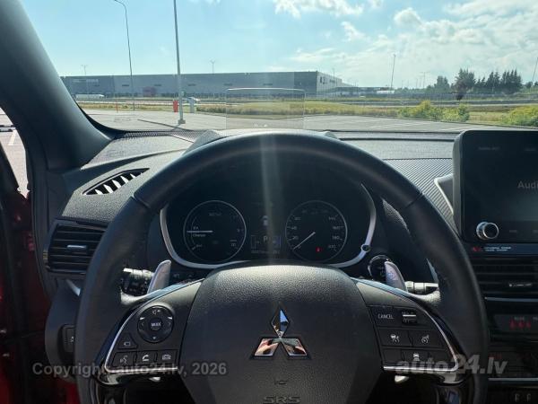 Red Mitsubishi Eclipse Cross 2021 in Tallinn, with an engine capacity of 2.40 L and mileage of 31 thousand km for 22000 €, photo 4 on AUTOMOTO.COM.LV