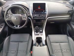 Sarkans Mitsubishi Eclipse Cross 2021 Tallina, ar dzinēja tilpumu 2.40 L un nobraukumu 31 tūkst. km par 24990 €, foto 6 vietnē AUTOMOTO.COM.LV