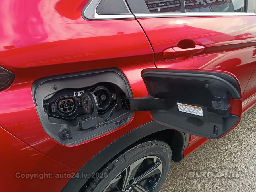 Sarkans Mitsubishi Eclipse Cross 2021 Tallina, ar dzinēja tilpumu 2.40 L un nobraukumu 31 tūkst. km par 24990 €, foto 12 vietnē AUTOMOTO.COM.LV