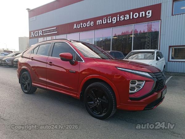 Mitsubishi Eclipse Cross 2022 Tallina, ar dzinēja tilpumu 2.40 L un nobraukumu 56 tūkst. km par 26900 €, foto 1 vietnē AUTOMOTO.COM.LV
