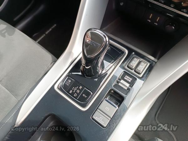 Mitsubishi Eclipse Cross 2022 in Tallinn, with an engine capacity of 2.40 L and mileage of 31 thousand km for 26990 €, photo 6 on AUTOMOTO.COM.LV