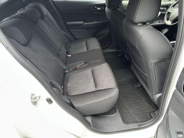 Balts Mitsubishi Eclipse Cross 2018 Viļņa, ar dzinēja tilpumu 1.50 L un nobraukumu 154 tūkst. km par 14750 €, foto 5 vietnē AUTOMOTO.COM.LV