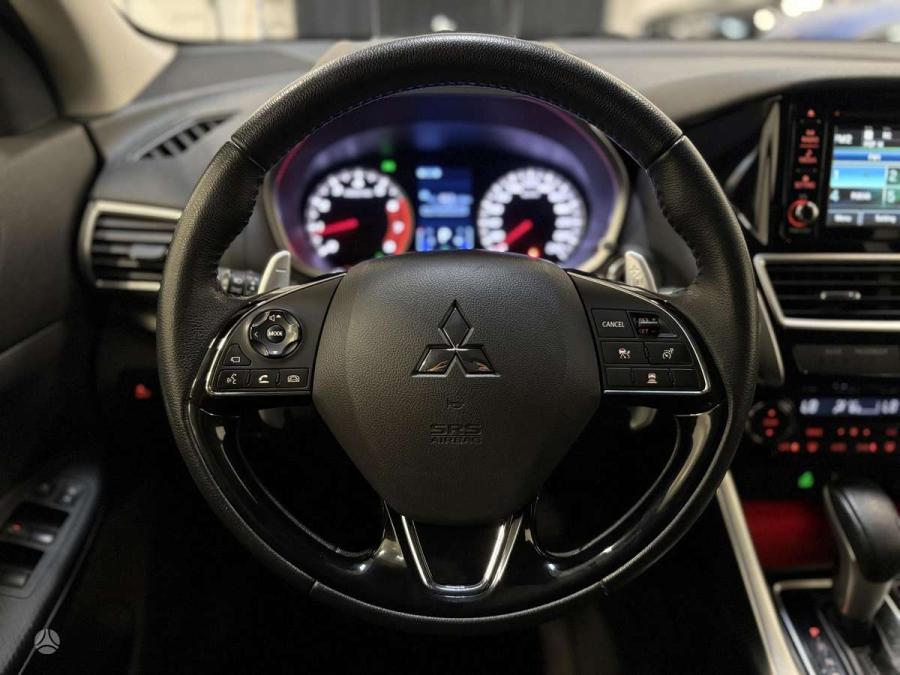 Balts Mitsubishi Eclipse Cross 2018 Viļņa, ar dzinēja tilpumu 1.50 L un nobraukumu 136 tūkst. km par 16499 €, foto 21 vietnē AUTOMOTO.COM.LV