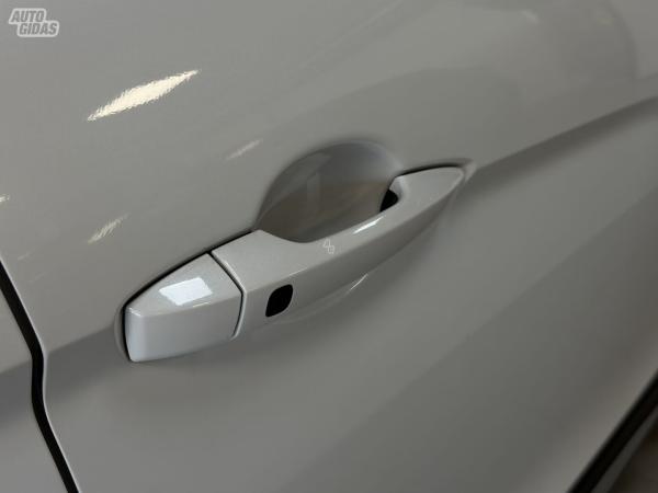 White Mitsubishi Eclipse Cross 2020 in Vilnius, with an engine capacity of 1.50 L and mileage of 28 thousand km for 18500 €, photo 8 on AUTOMOTO.COM.LV