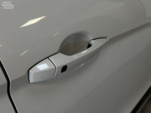 White Mitsubishi Eclipse Cross 2020 in Vilnius, with an engine capacity of 1.50 L and mileage of 28 thousand km for 18500 €, photo 9 on AUTOMOTO.COM.LV