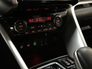 White Mitsubishi Eclipse Cross 2020 in Vilnius, with an engine capacity of 1.50 L and mileage of 28 thousand km for 18500 €, photo 21 on AUTOMOTO.COM.LV