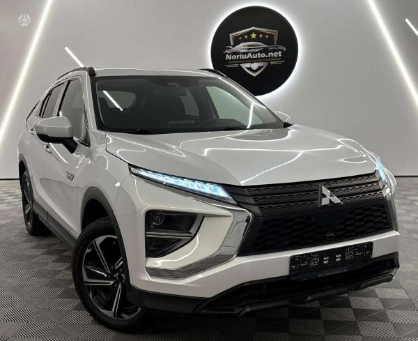 Balts Mitsubishi Eclipse Cross 2021 Marijampole, ar dzinēja tilpumu 2.36 L un nobraukumu 121 tūkst. km par 14999 €, foto 1 vietnē AUTOMOTO.COM.LV