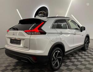 Balts Mitsubishi Eclipse Cross 2021 Marijampole, ar dzinēja tilpumu 2.36 L un nobraukumu 121 tūkst. km par 14999 €, foto 25 vietnē AUTOMOTO.COM.LV