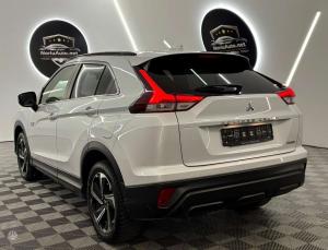 Balts Mitsubishi Eclipse Cross 2021 Marijampole, ar dzinēja tilpumu 2.36 L un nobraukumu 121 tūkst. km par 14999 €, foto 30 vietnē AUTOMOTO.COM.LV