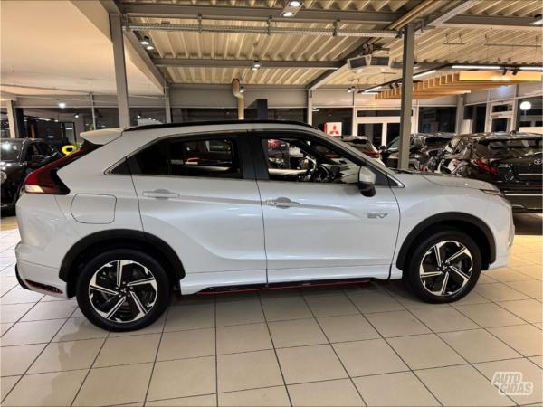 Balts Mitsubishi Eclipse Cross 2021 Kauņa, ar dzinēja tilpumu 2.40 L un nobraukumu 44 tūkst. km par 26417 €, foto 5 vietnē AUTOMOTO.COM.LV