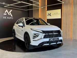 White Mitsubishi Eclipse Cross 2021 in Kaunas, with an engine capacity of 2.36 L and mileage of 68 thousand km for 21990 €, photo 3 on AUTOMOTO.COM.LV