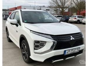 White Mitsubishi Eclipse Cross 2022 in Kaunas, with an engine capacity of 2.40 L and mileage of 14 thousand km for 28570 €, photo 2 on AUTOMOTO.COM.LV
