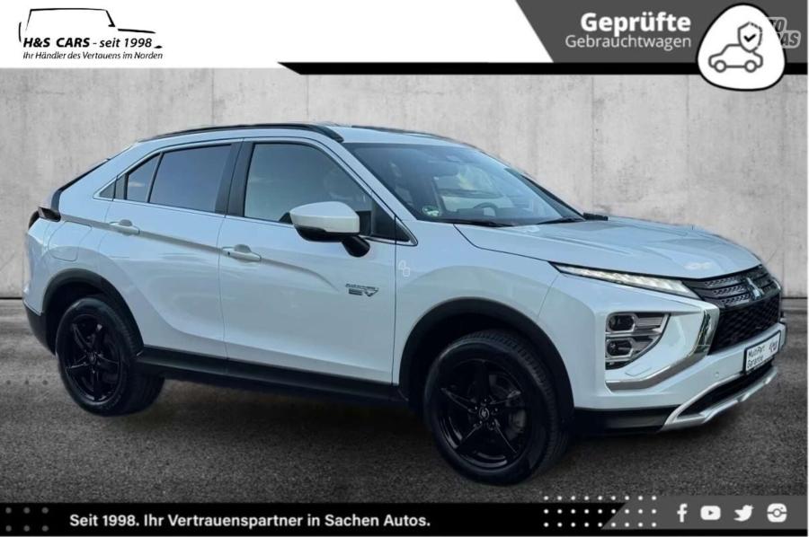 White Mitsubishi Eclipse Cross 2022 in Kaunas, with an engine capacity of 2.40 L and mileage of 25 thousand km for 22590 €, photo 1 on AUTOMOTO.COM.LV