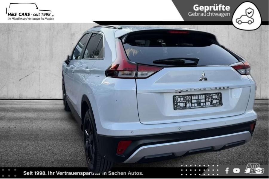 White Mitsubishi Eclipse Cross 2022 in Kaunas, with an engine capacity of 2.40 L and mileage of 25 thousand km for 22590 €, photo 4 on AUTOMOTO.COM.LV