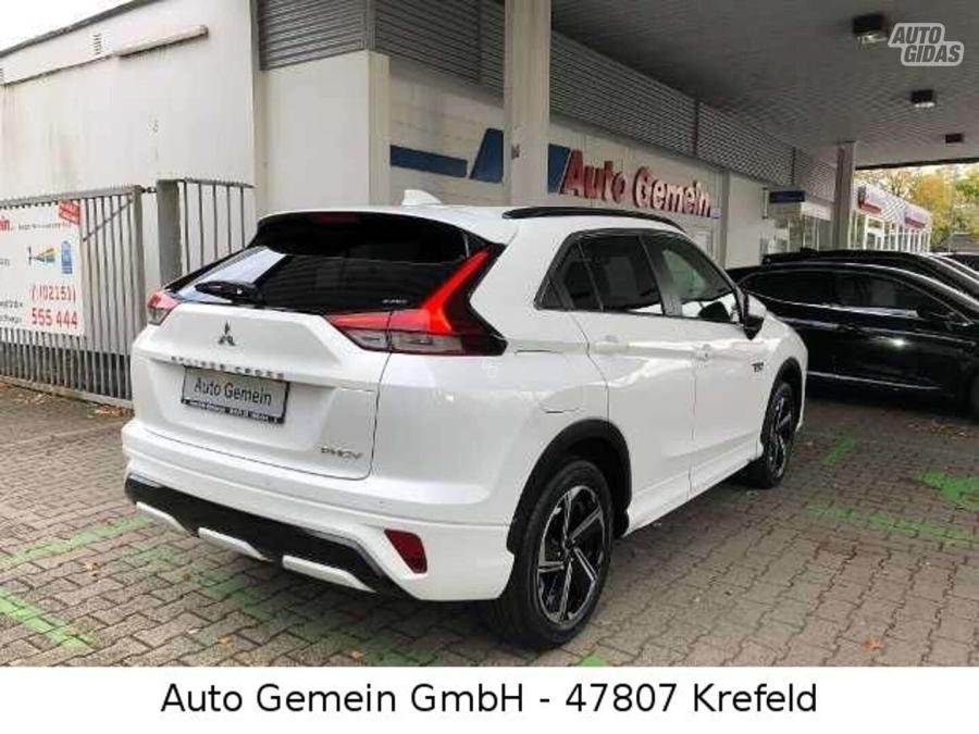 Balts Mitsubishi Eclipse Cross 2022 Kauņa, ar dzinēja tilpumu 2.40 L un nobraukumu 55 tūkst. km par 26883 €, foto 3 vietnē AUTOMOTO.COM.LV