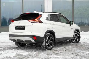 Balts Mitsubishi Eclipse Cross 2022 Viļņa, ar dzinēja tilpumu 2.36 L un nobraukumu 40 tūkst. km par 21950 €, foto 4 vietnē AUTOMOTO.COM.LV