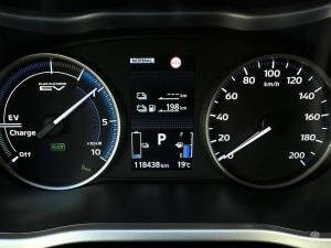 White Mitsubishi Eclipse Cross 2023 in Vilnius, with an engine capacity of 2.40 L and mileage of 118 thousand km for 21550 €, photo 8 on AUTOMOTO.COM.LV