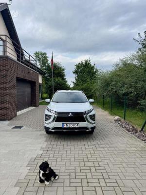 Balts Mitsubishi Eclipse Cross 2022 Kauņa, ar dzinēja tilpumu 2.36 L un nobraukumu 99 tūkst. km par 20450 €, foto 4 vietnē AUTOMOTO.COM.LV