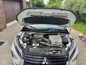 Balts Mitsubishi Eclipse Cross 2022 Kauņa, ar dzinēja tilpumu 2.36 L un nobraukumu 99 tūkst. km par 20450 €, foto 10 vietnē AUTOMOTO.COM.LV