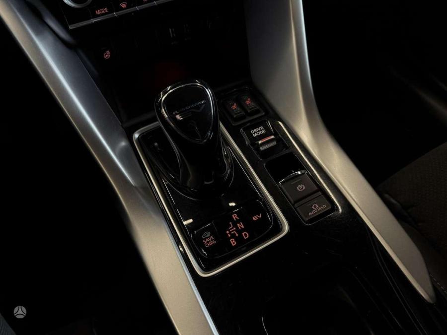 Белый Мицубиси Эклипс Кросс 2022 в Каунас, объемом двигателя 2.36 л и пробегом 99 тыс. км за 20490 €, фото 23 на AUTOMOTO.COM.LV