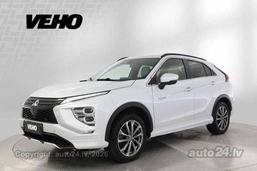 Balts Mitsubishi Eclipse Cross 2022 Tallina, ar dzinēja tilpumu 2.40 L un nobraukumu 51 tūkst. km par 23900 €, foto 1 vietnē AUTOMOTO.COM.LV