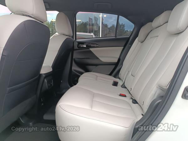 Balts Mitsubishi Eclipse Cross 2022 Tallina, ar dzinēja tilpumu 2.40 L un nobraukumu 80 tūkst. km par 26990 €, foto 8 vietnē AUTOMOTO.COM.LV