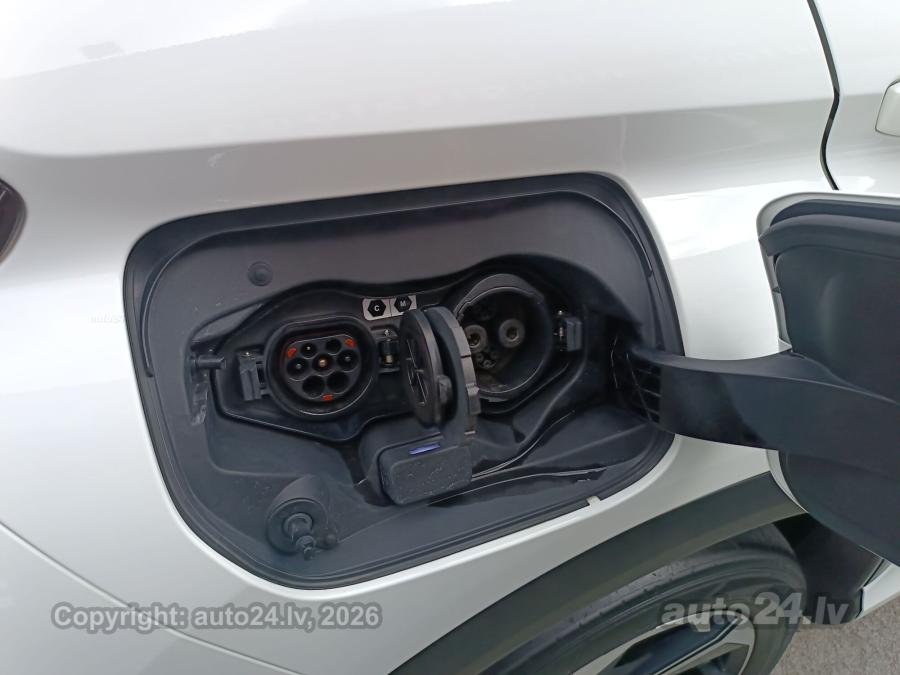 White Mitsubishi Eclipse Cross 2022 in Tallinn, with an engine capacity of 2.40 L and mileage of 80 thousand km for 26990 €, photo 13 on AUTOMOTO.COM.LV