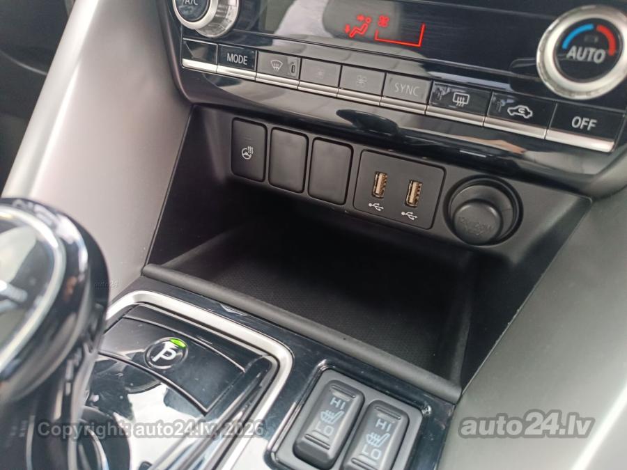 White Mitsubishi Eclipse Cross 2022 in Tallinn, with an engine capacity of 2.40 L and mileage of 80 thousand km for 26990 €, photo 18 on AUTOMOTO.COM.LV