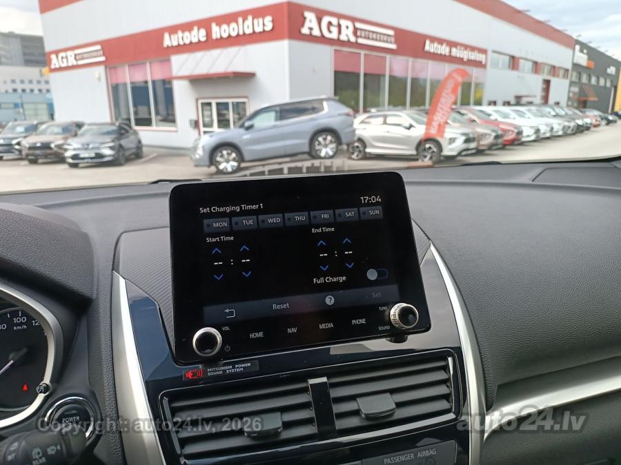 White Mitsubishi Eclipse Cross 2022 in Tallinn, with an engine capacity of 2.40 L and mileage of 80 thousand km for 26990 €, photo 22 on AUTOMOTO.COM.LV