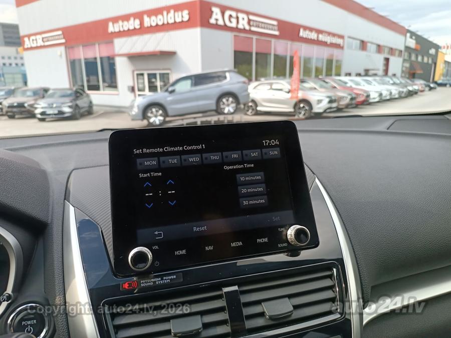White Mitsubishi Eclipse Cross 2022 in Tallinn, with an engine capacity of 2.40 L and mileage of 80 thousand km for 26990 €, photo 23 on AUTOMOTO.COM.LV