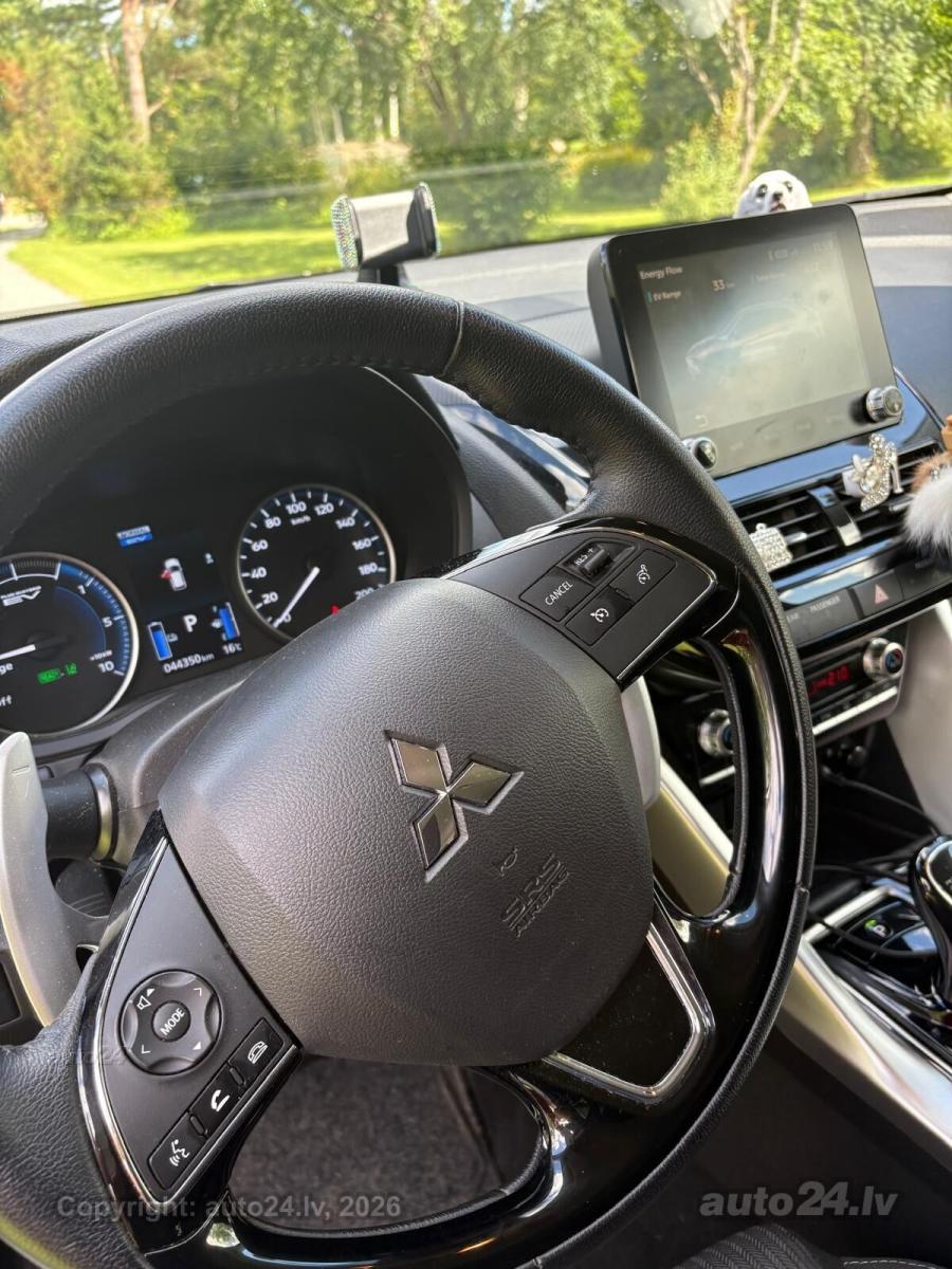 Balts Mitsubishi Eclipse Cross 2022 Tallina, ar dzinēja tilpumu 2.40 L un nobraukumu 45 tūkst. km par 18500 €, foto 10 vietnē AUTOMOTO.COM.LV
