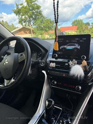 Balts Mitsubishi Eclipse Cross 2022 Tallina, ar dzinēja tilpumu 2.40 L un nobraukumu 45 tūkst. km par 18500 €, foto 12 vietnē AUTOMOTO.COM.LV