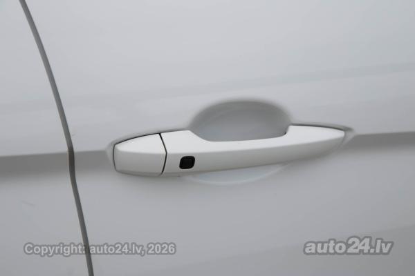 Mitsubishi Eclipse Cross 2022 in Tallinn on AUTOMOTO.COM.LV White Mitsubishi Eclipse Cross 2022 in Tallinn, with an engine capacity of 2.40 L and mileage of 40 thousand km for 20990 €, photo 11 on AUTOMOTO.COM.LV