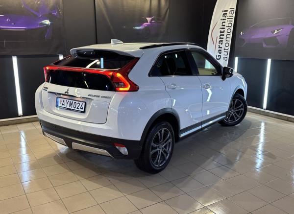 Mitsubishi Eclipse 2018 Viļņa, ar dzinēja tilpumu 1.50 L un nobraukumu 154 tūkst. km par 14750 €, foto 2 vietnē AUTOMOTO.COM.LV