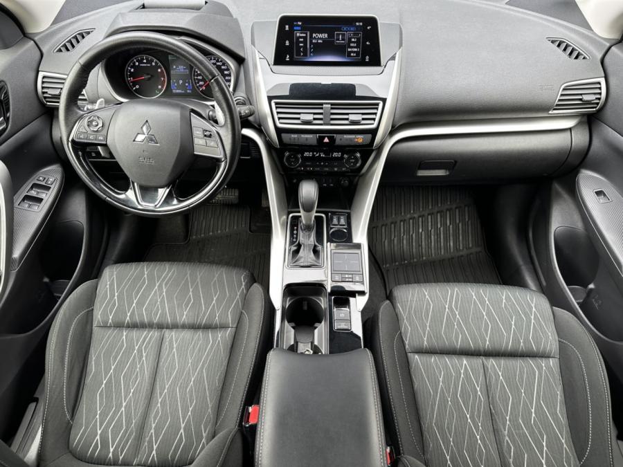 Mitsubishi Eclipse 2018 in Vilnius, with an engine capacity of 1.50 L and mileage of 154 thousand km for 14750 €, photo 4 on AUTOMOTO.COM.LV