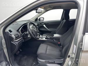 Mitsubishi Eclipse 2021 in Riga, with an engine capacity of 1.50 L and mileage of 76 thousand km for 17490 €, photo 10 on AUTOMOTO.COM.LV