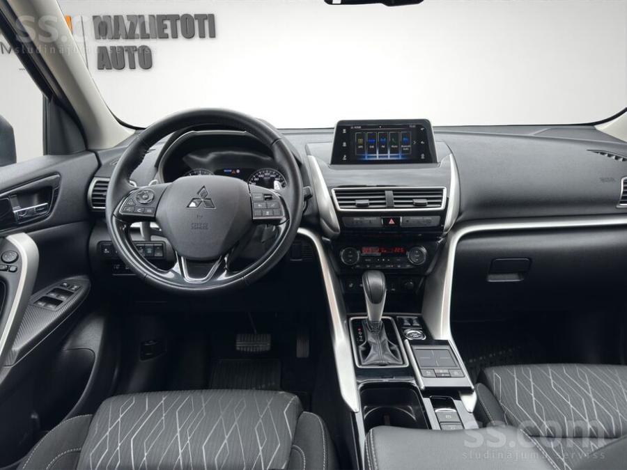 Mitsubishi Eclipse 2021 in Riga, with an engine capacity of 1.50 L and mileage of 76 thousand km for 17490 €, photo 15 on AUTOMOTO.COM.LV
