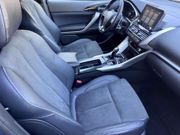 Mitsubishi Eclipse 2022 in Vilnius, with an engine capacity of 2.40 L and mileage of 100 thousand km for 18500 €, photo 4 on AUTOMOTO.COM.LV