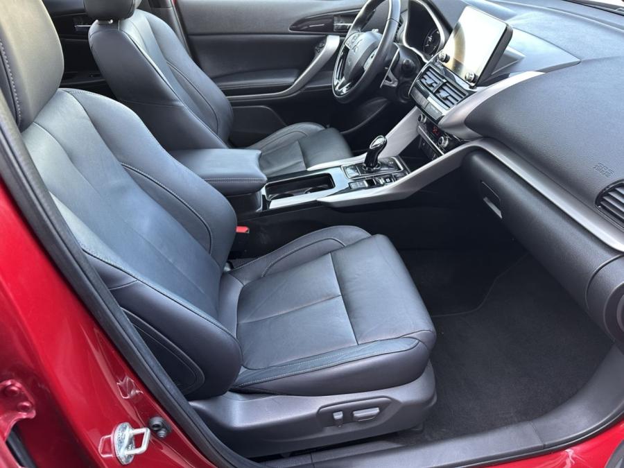 Mitsubishi Eclipse 2022 in Vilnius, with an engine capacity of 2.40 L and mileage of 128 thousand km for 20750 €, photo 5 on AUTOMOTO.COM.LV