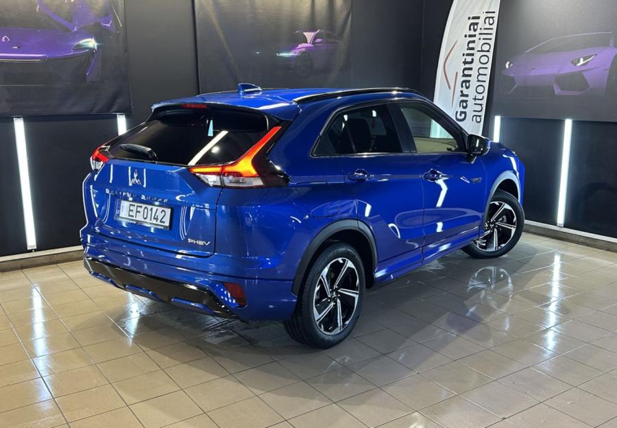 Mitsubishi Eclipse 2022 in Vilnius, with an engine capacity of 2.40 L and mileage of 67 thousand km for 21950 €, photo 3 on AUTOMOTO.COM.LV