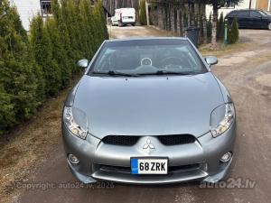 Pelēks Mitsubishi Eclipse 2006 Rapla, ar dzinēja tilpumu 2.40 L un nobraukumu 188 tūkst. km par 5500 €, foto 5 vietnē AUTOMOTO.COM.LV