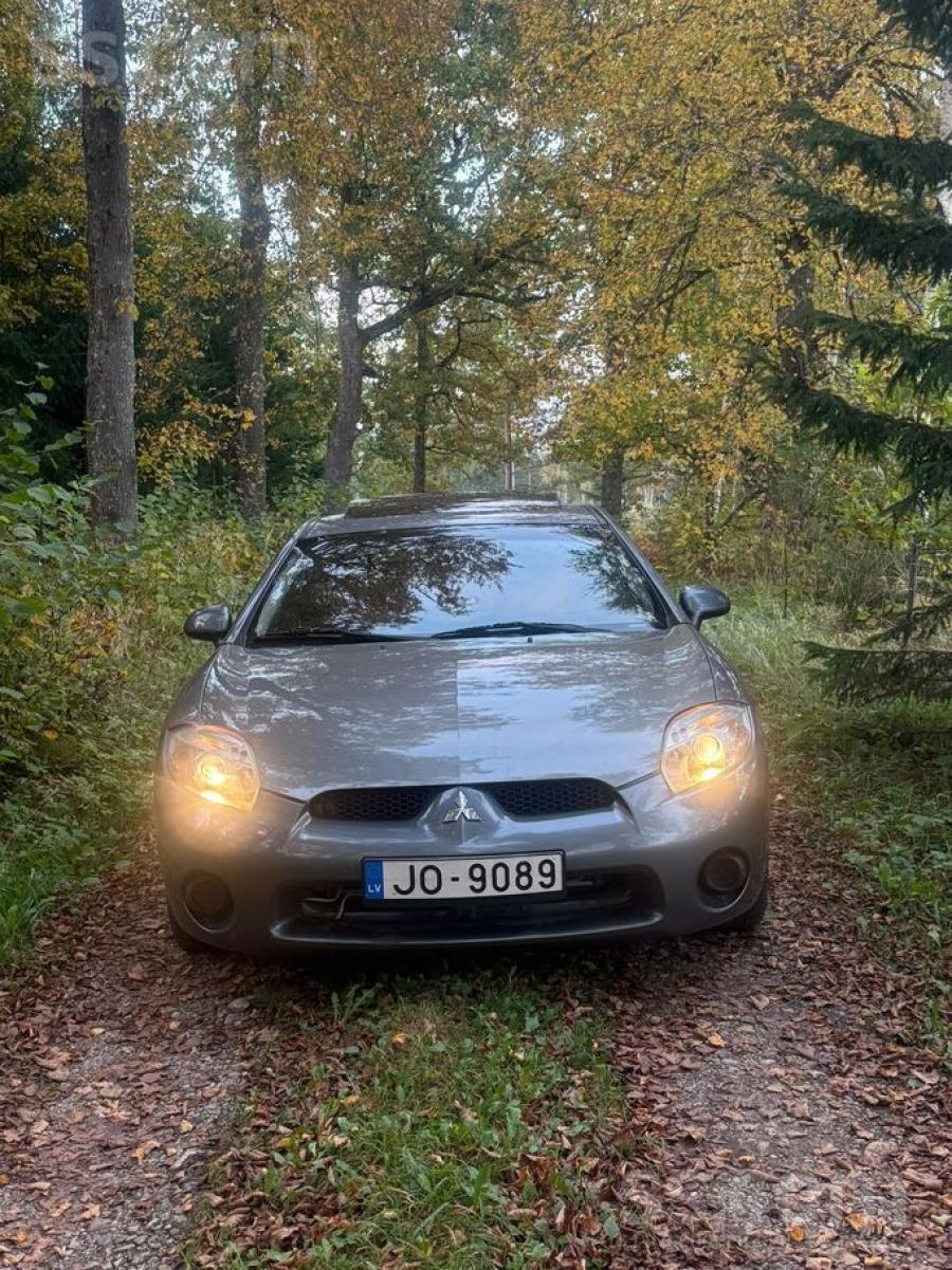 Grey Mitsubishi Eclipse 2006 in Ogre, with an engine capacity of 2.40 L and mileage of 91 thousand km for 2800 €, photo 3 on AUTOMOTO.COM.LV