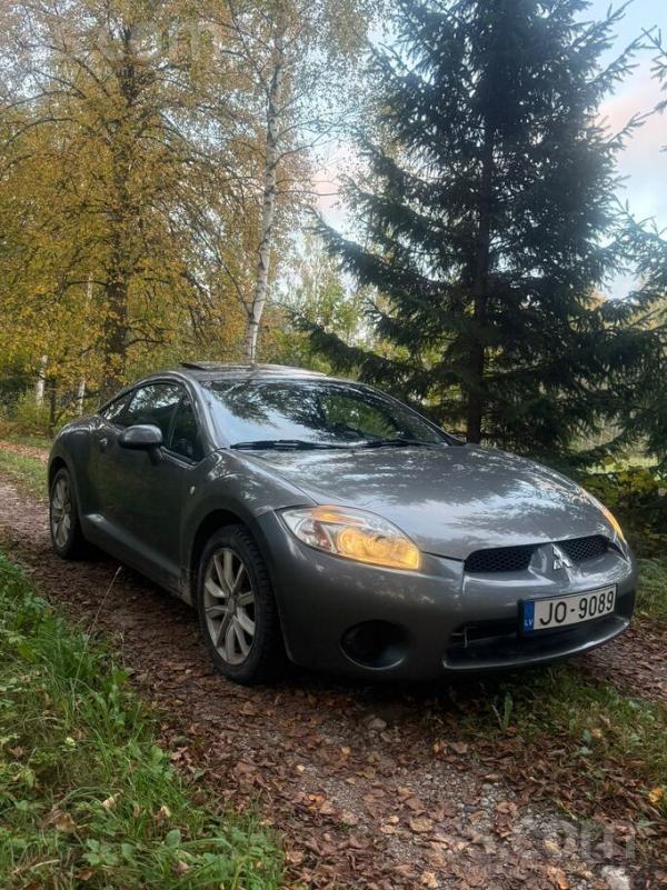 Grey Mitsubishi Eclipse 2006 in Ogre, with an engine capacity of 2.40 L and mileage of 91 thousand km for 2800 €, photo 4 on AUTOMOTO.COM.LV