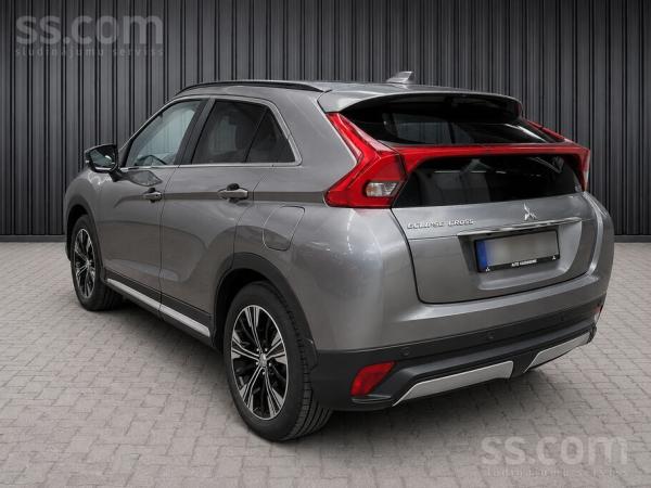 Pelēks Mitsubishi Eclipse 2019 Tukums, ar dzinēja tilpumu 2.20 L un nobraukumu 200 tūkst. km par 14500 €, foto 3 vietnē AUTOMOTO.COM.LV