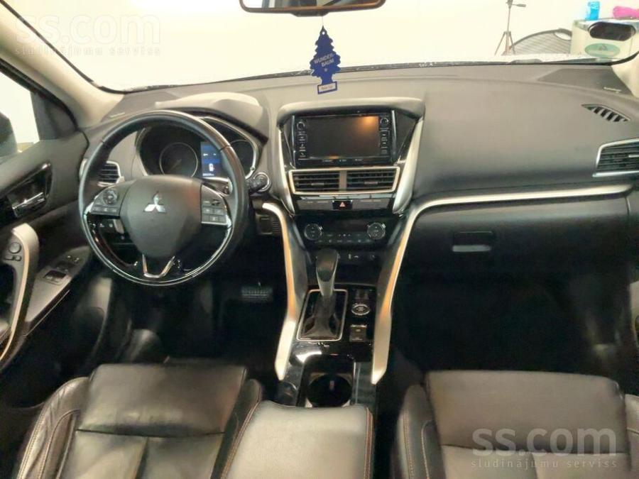 Pelēks Mitsubishi Eclipse 2019 Tukums, ar dzinēja tilpumu 2.20 L un nobraukumu 200 tūkst. km par 14500 €, foto 7 vietnē AUTOMOTO.COM.LV