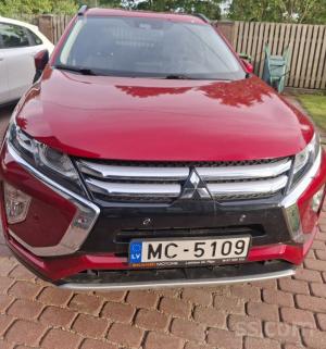 Sarkans Mitsubishi Eclipse 2019 Rīga, ar dzinēja tilpumu 1.50 L un nobraukumu 127 tūkst. km par 12800 €, foto  vietnē AUTOMOTO.COM.LV