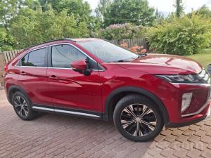Sarkans Mitsubishi Eclipse 2019 Rīga, ar dzinēja tilpumu 1.50 L un nobraukumu 127 tūkst. km par 12800 €, foto 5 vietnē AUTOMOTO.COM.LV