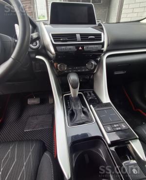 Sarkans Mitsubishi Eclipse 2019 Rīga, ar dzinēja tilpumu 1.50 L un nobraukumu 127 tūkst. km par 12800 €, foto 7 vietnē AUTOMOTO.COM.LV