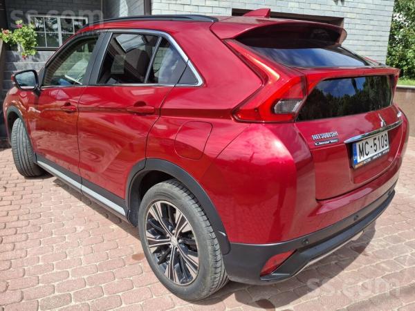 Sarkans Mitsubishi Eclipse 2019 Rīga, ar dzinēja tilpumu 1.50 L un nobraukumu 127 tūkst. km par 11300 €, foto 2 vietnē AUTOMOTO.COM.LV